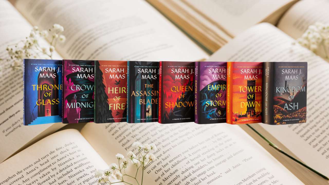 reading order of Sarah J Mass Throne of Glass series - All that she is